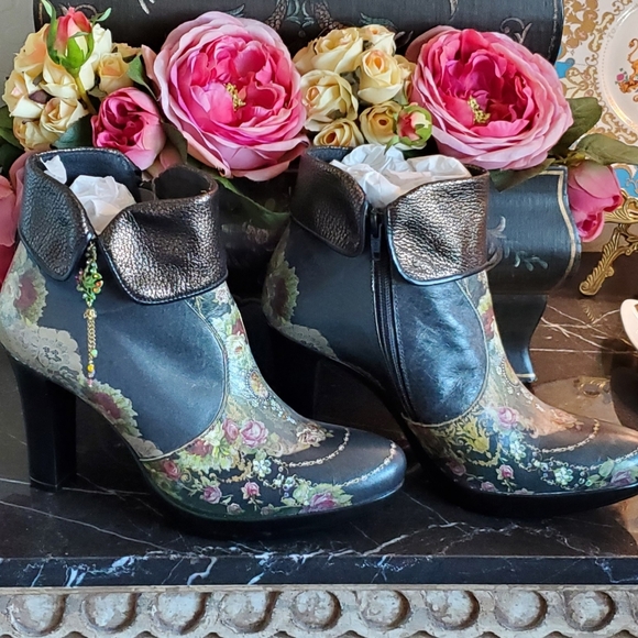Michal Negrin | Shoes | Brand New Bootie | Poshmark